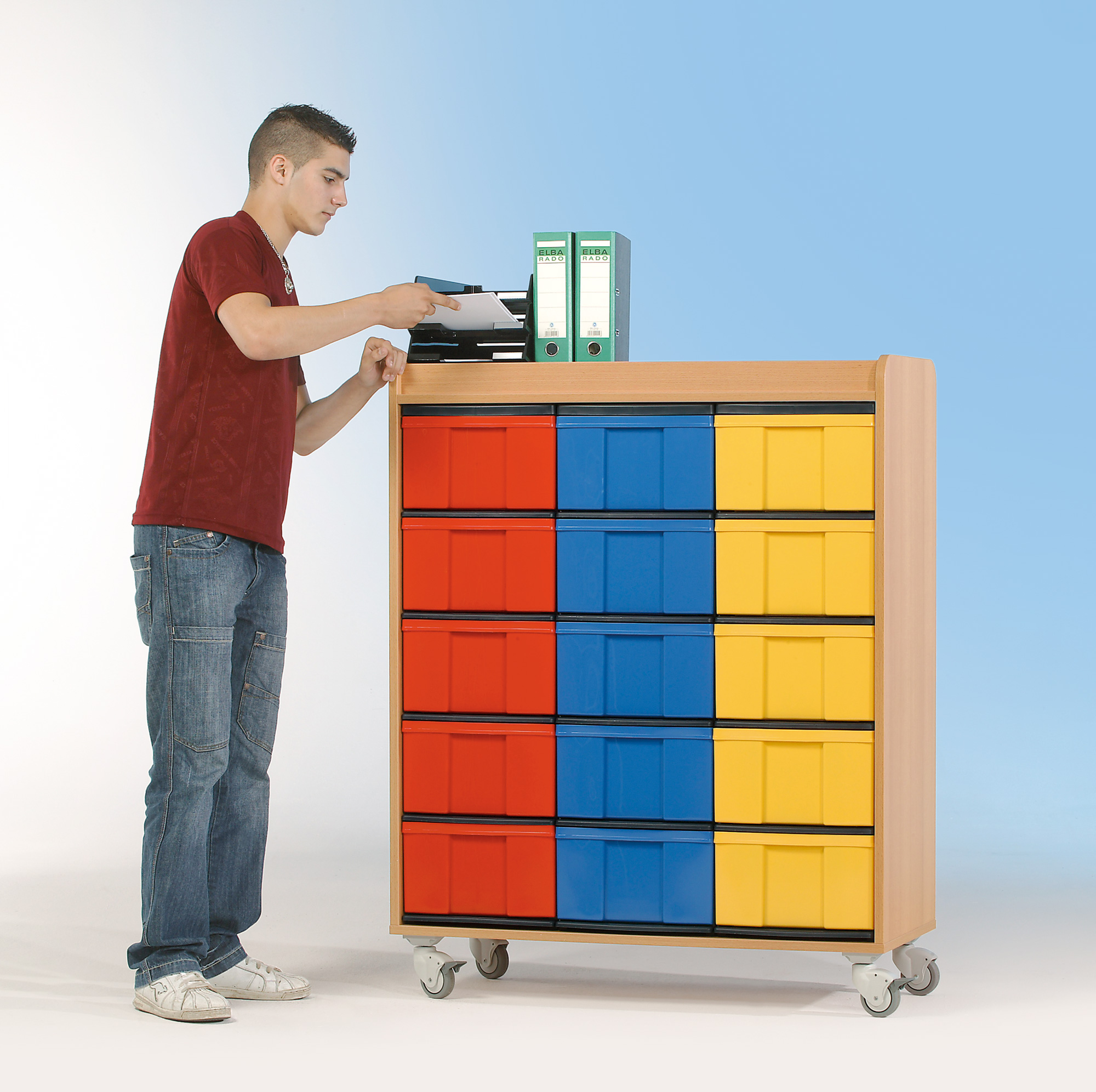 InBox Eigentumsschrank, fahrbar 15 Schübe rot,blau,gelb | LMS ...